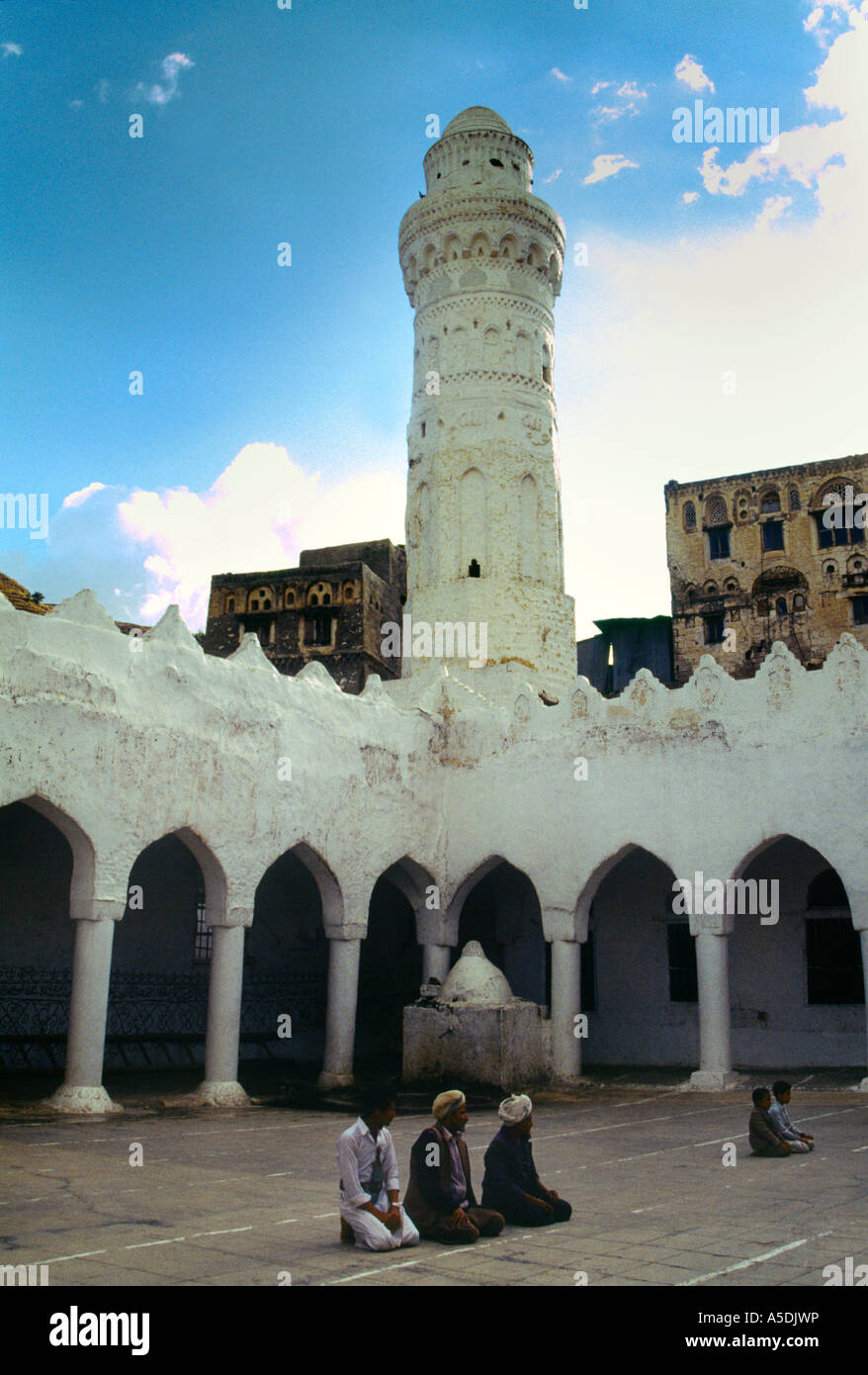 Djibla Yemen Queen Arwa Mosque Men Praying in Courtyard (Sahn Stock ...