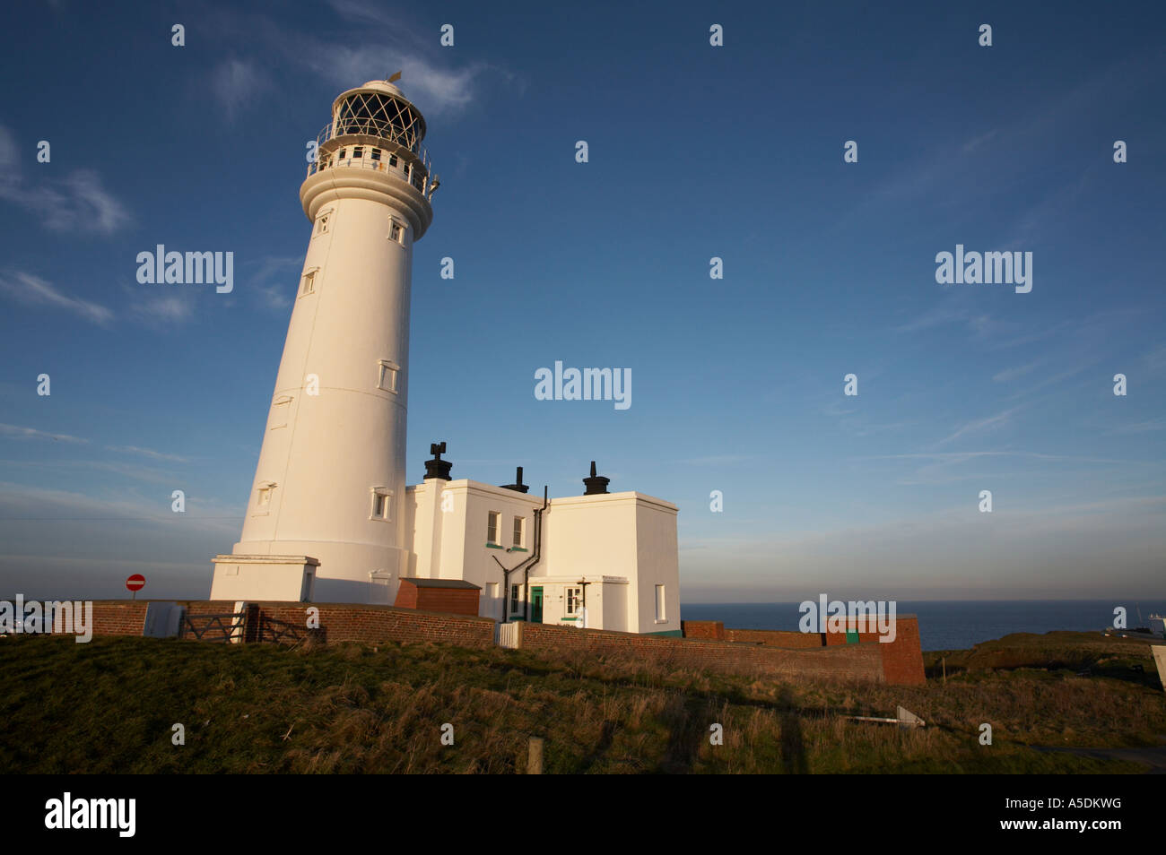 Flamborough Lighthouse, Yorkshire, England Stock Photo - Alamy