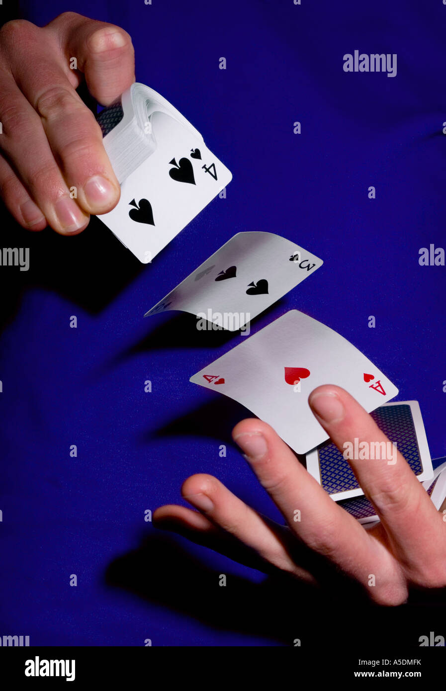 Cards sleight hand hi-res stock photography and images - Alamy