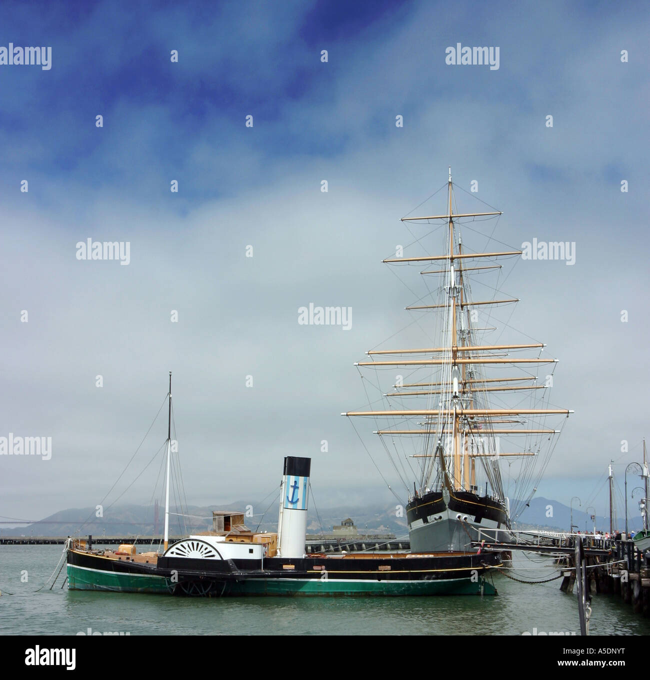 Paddle tug "Eppleton Hall" and Tall ship "Baclutha", Hyde St Pier, San ...