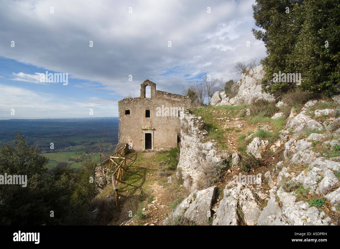 Soratte italy hi-res stock photography and images - Alamy