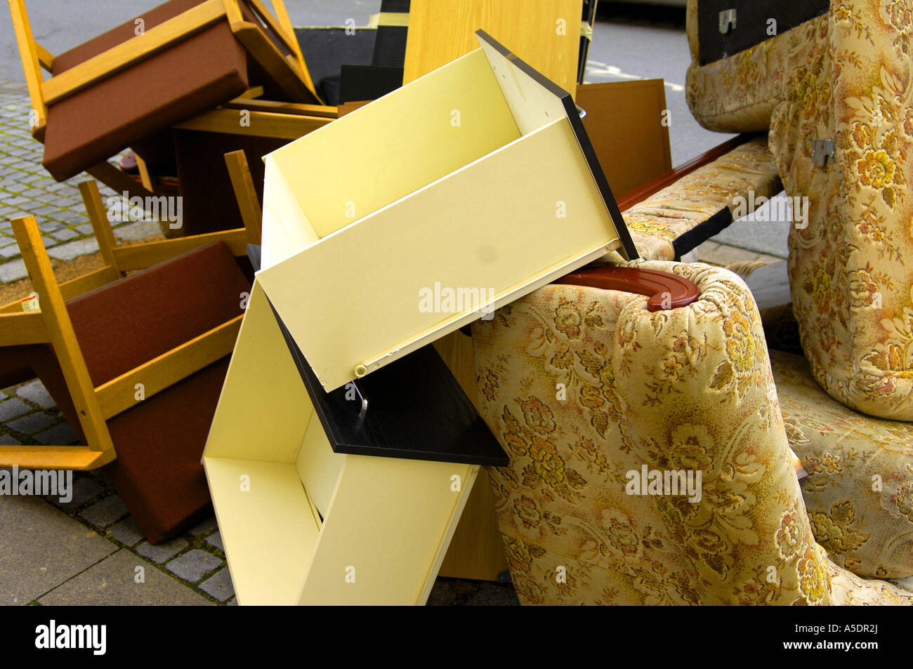 discarded abandoned furniture rubbish Stock Photo - Alamy
