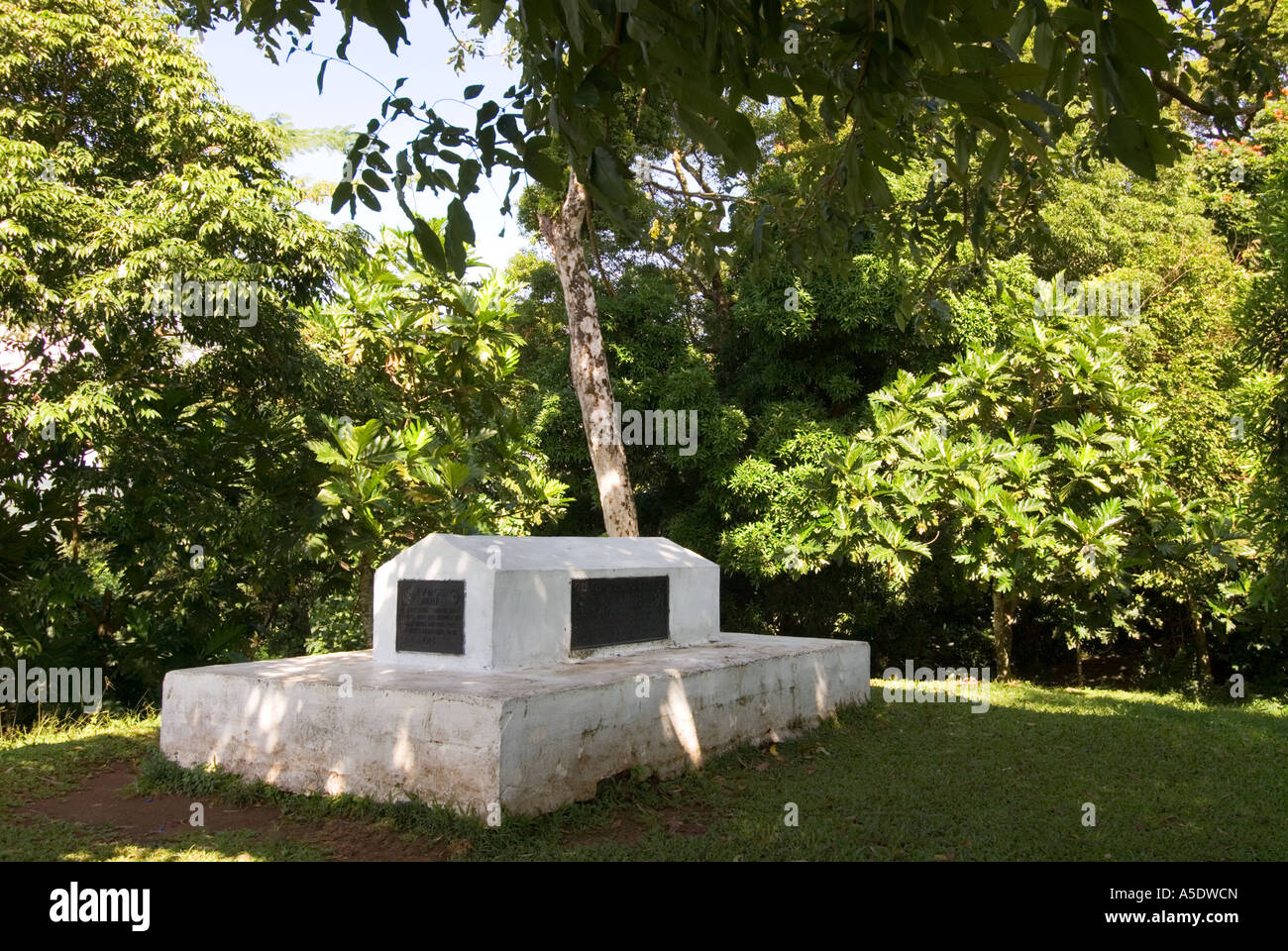 grave gravestone tombstone headstone of the poet Robert Louis Stevenson ...