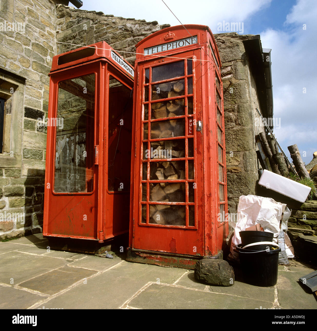 K8 phone box hi-res stock photography and images - Alamy