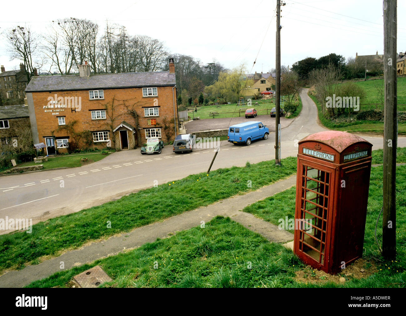 Communications rural Oxfordshire Hook Norton Pear Tree Pub and K6 Phone ...