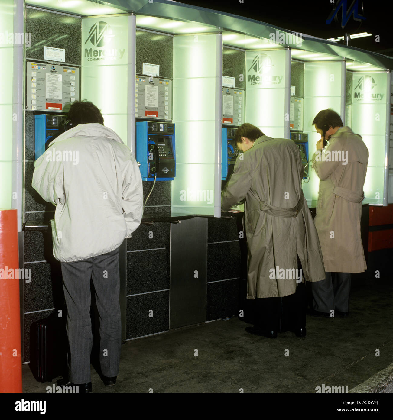 Yuppie 80s london hi-res stock photography and images - Alamy