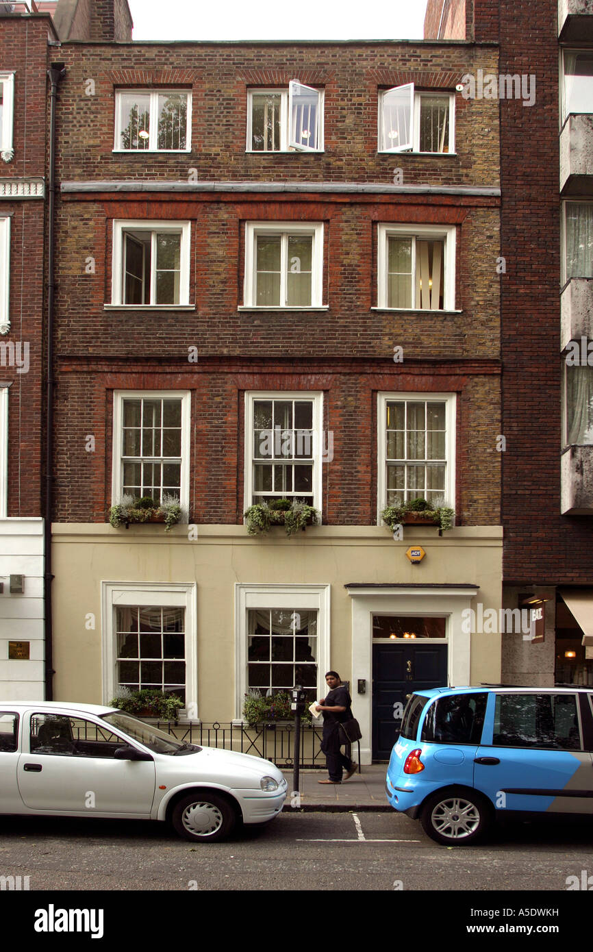 London number 10 Soho Square rare remaining original building Stock ...