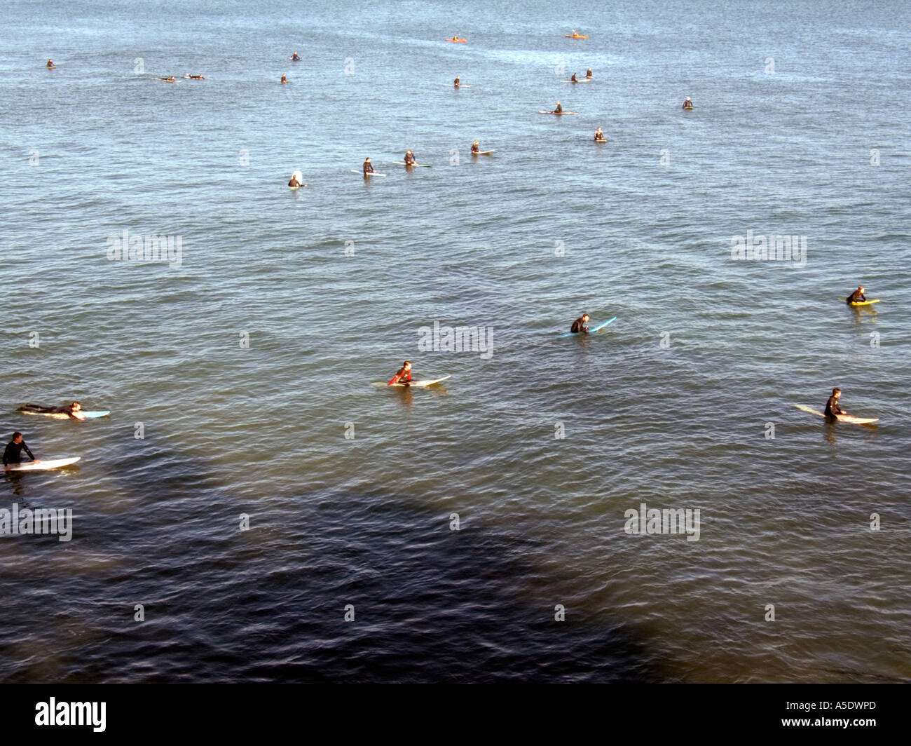 Lineup surf hi-res stock photography and images - Alamy