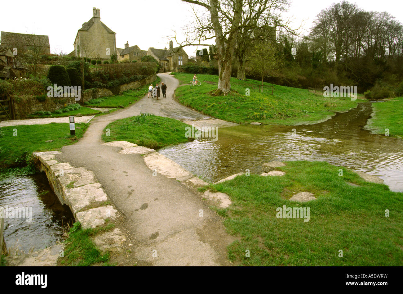 UK Gloucestershire Upper Slaughter village ford and old stone ...