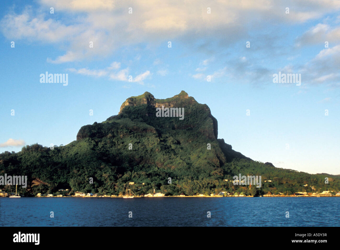 Maupiti island hi-res stock photography and images - Alamy