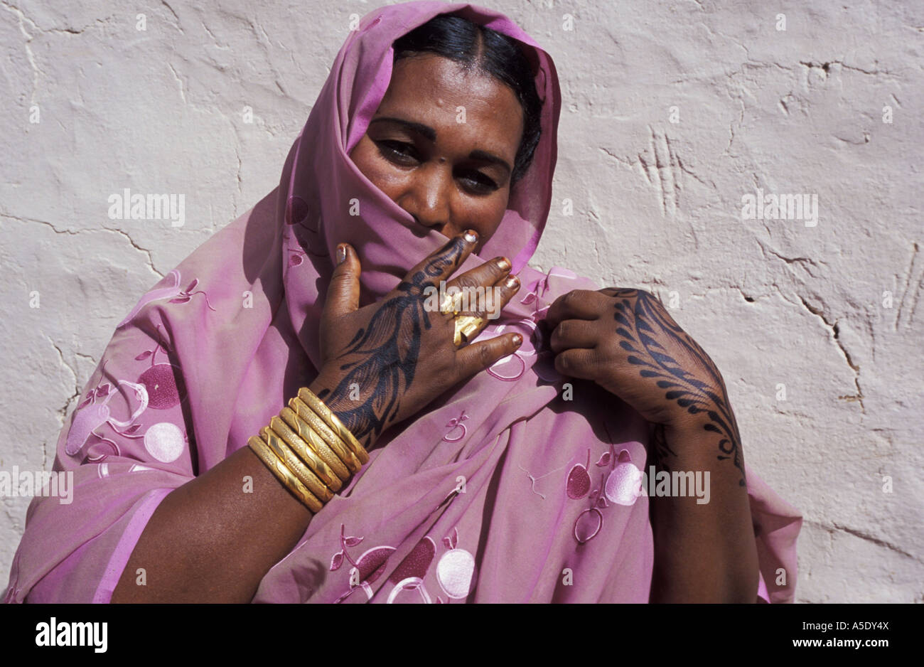 woman in traditional clothing, Sudan Stock Photo - Alamy