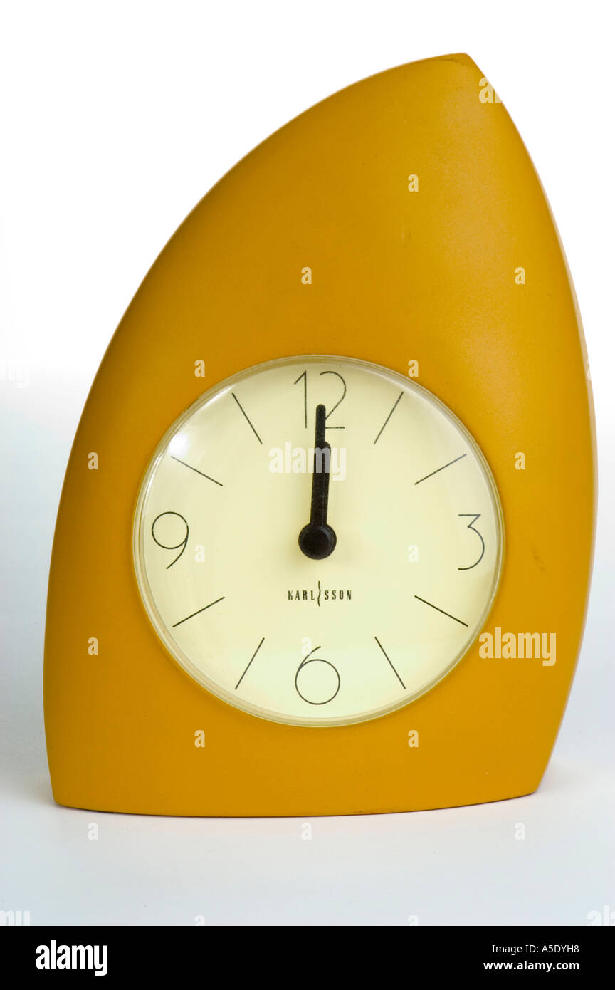 12 12 clock hi-res stock photography and images - Alamy