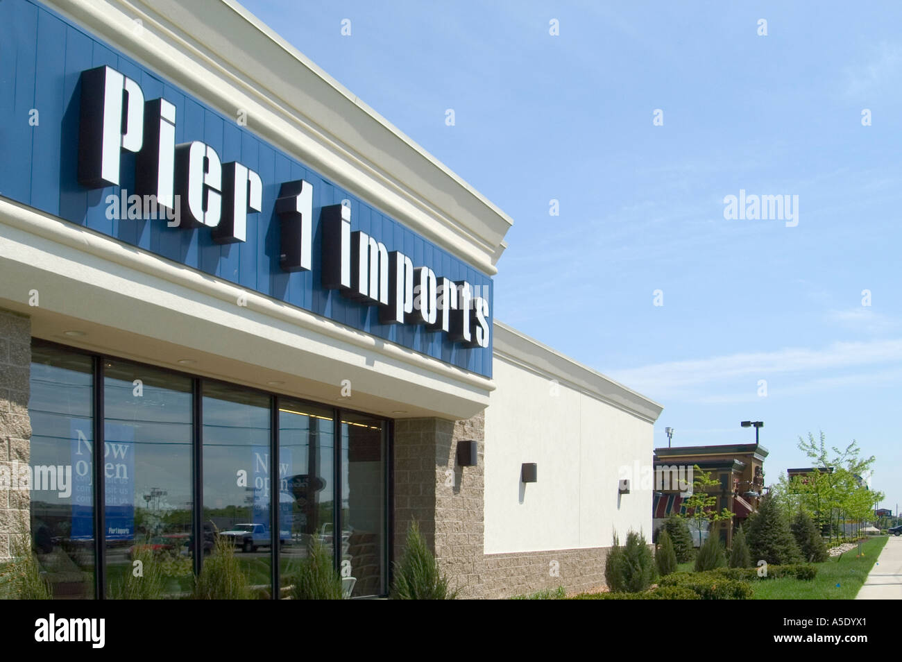 Pier One Exterior From Side Stock Photo - Alamy