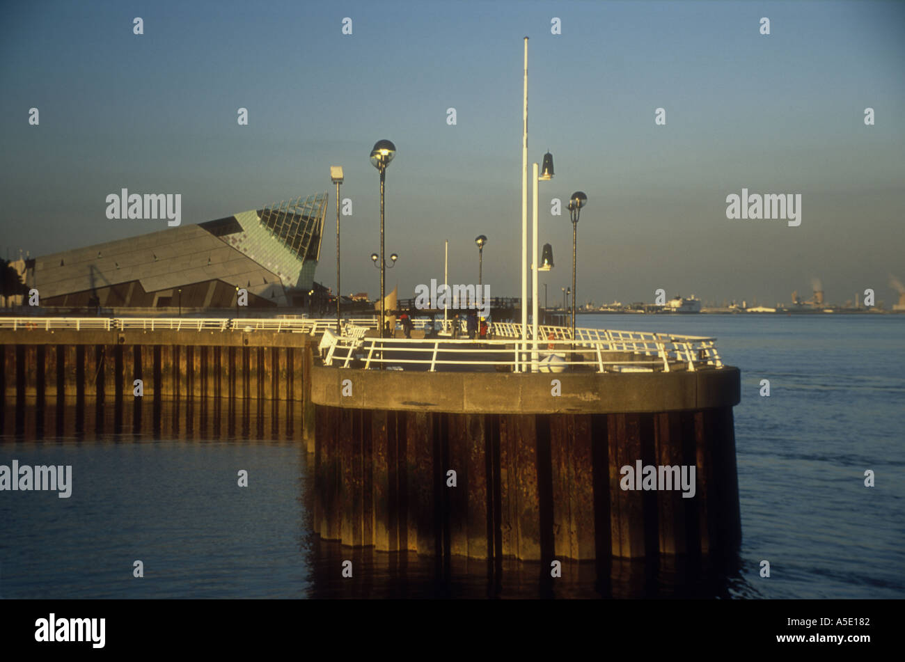 Hull sea life center hi-res stock photography and images - Alamy