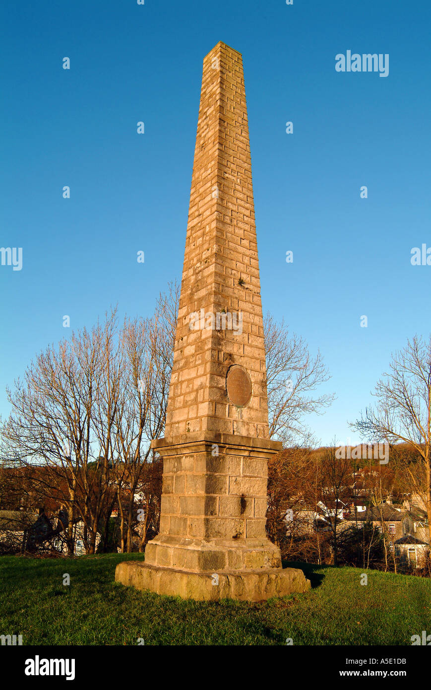 Castle howe monument kendal hi-res stock photography and images - Alamy