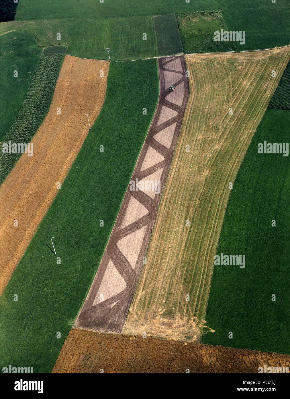 Field with zigzag patterns hi-res stock photography and images - Alamy