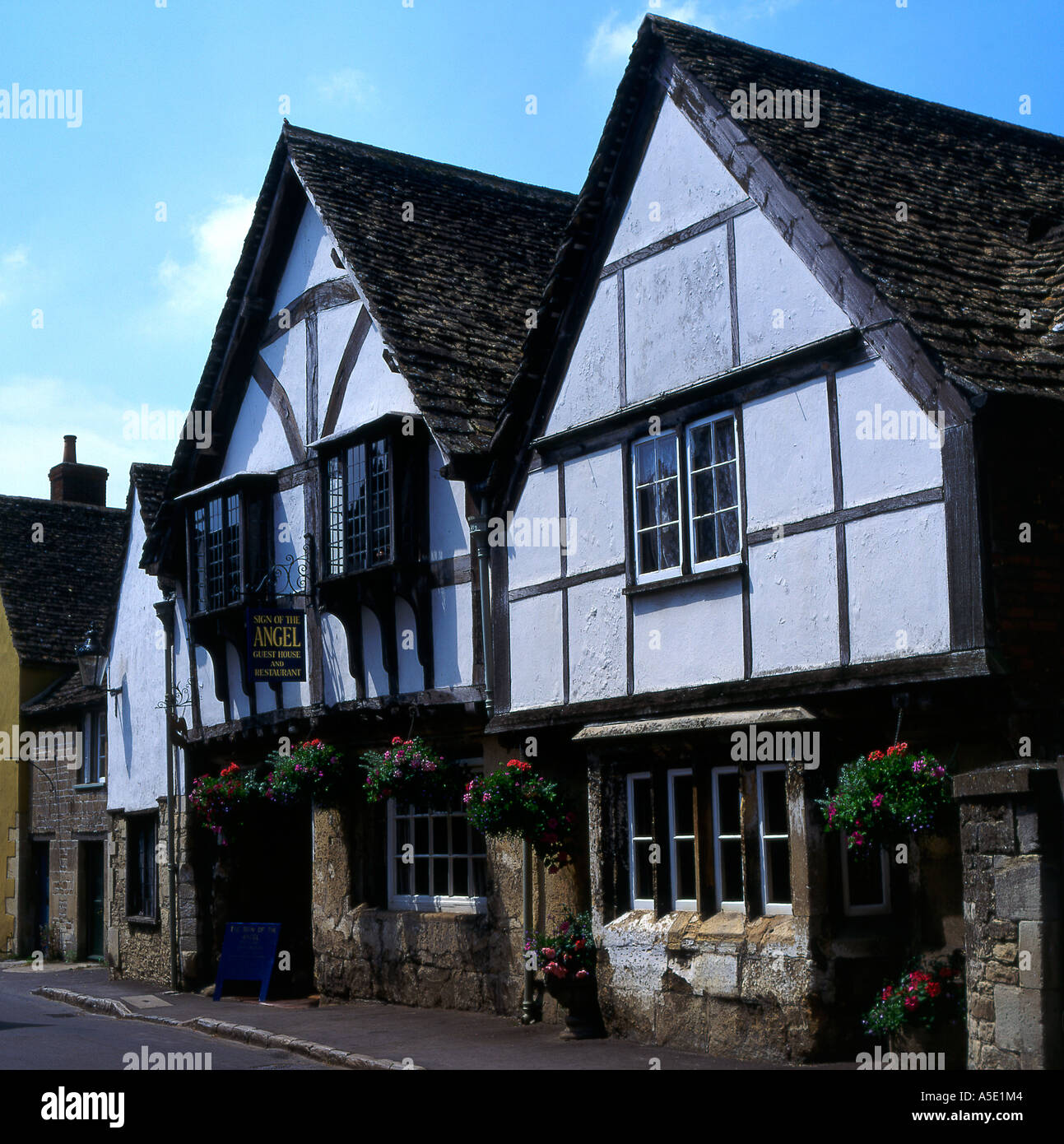 Lacock the sign of the angel hi-res stock photography and images - Alamy