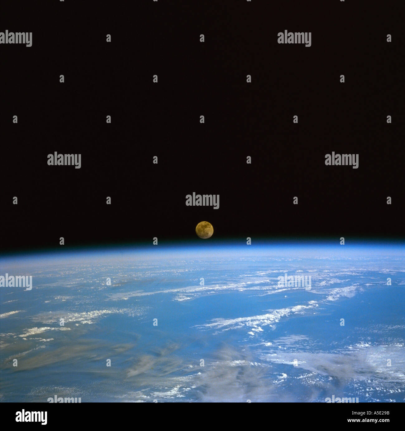 Moonrise hi-res stock photography and images - Alamy