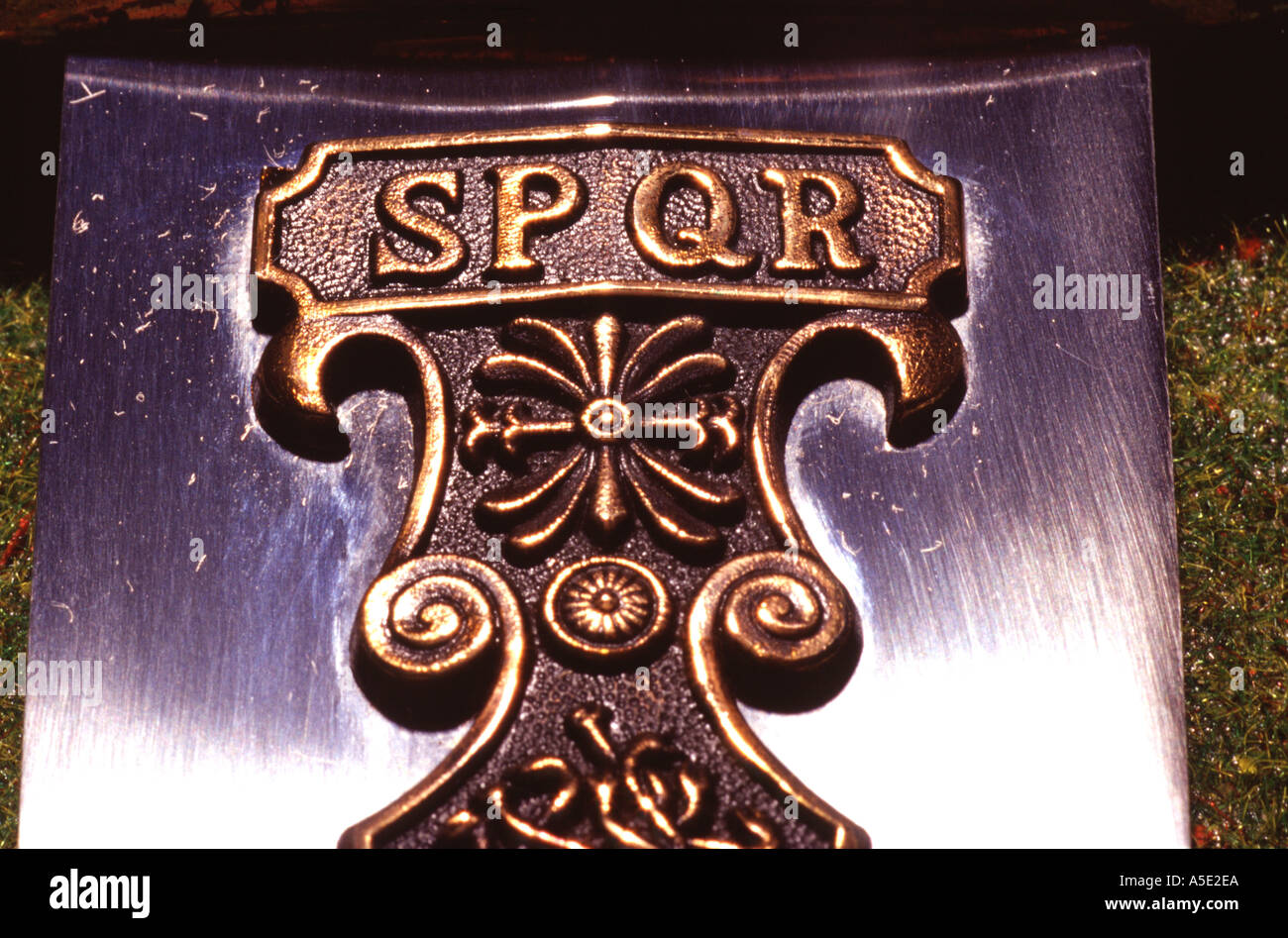 Spqr hi-res stock photography and images - Alamy