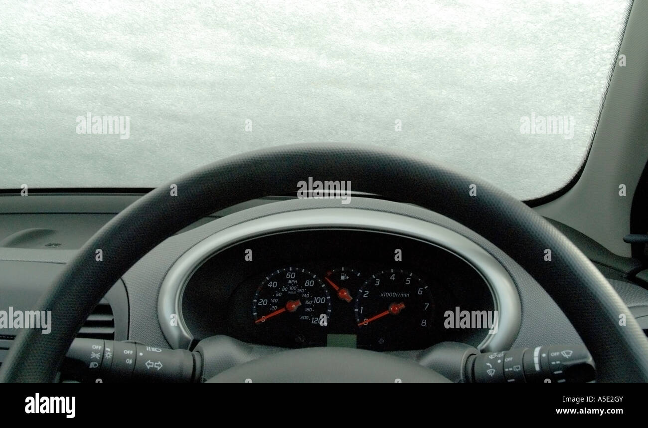 Now windscreen hi-res stock photography and images - Alamy