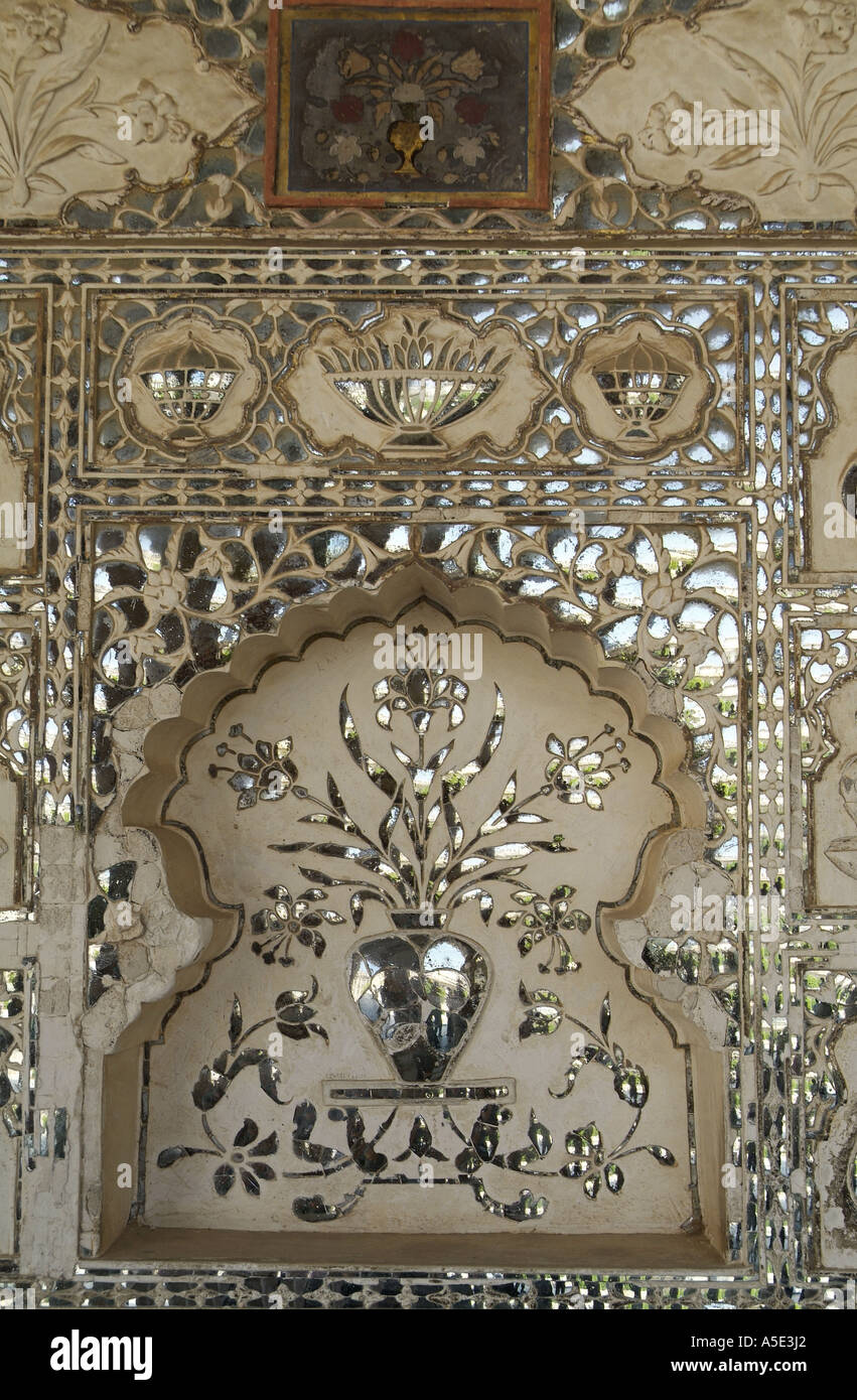 Sheesh mahal hall of mirrors jaipur hi-res stock photography and images ...