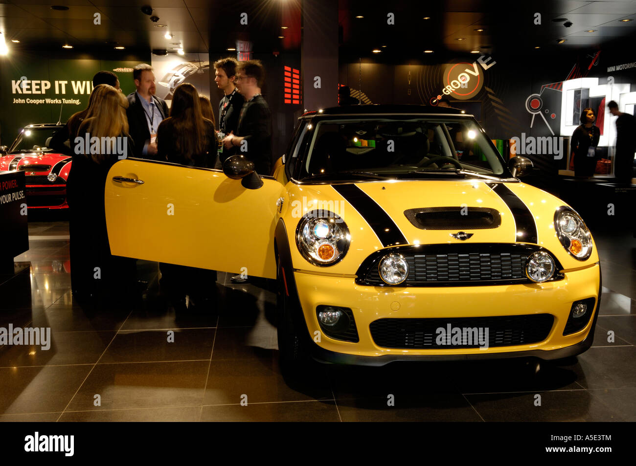 2007 MINI Cooper S at the North American International Auto Show 2007 ...