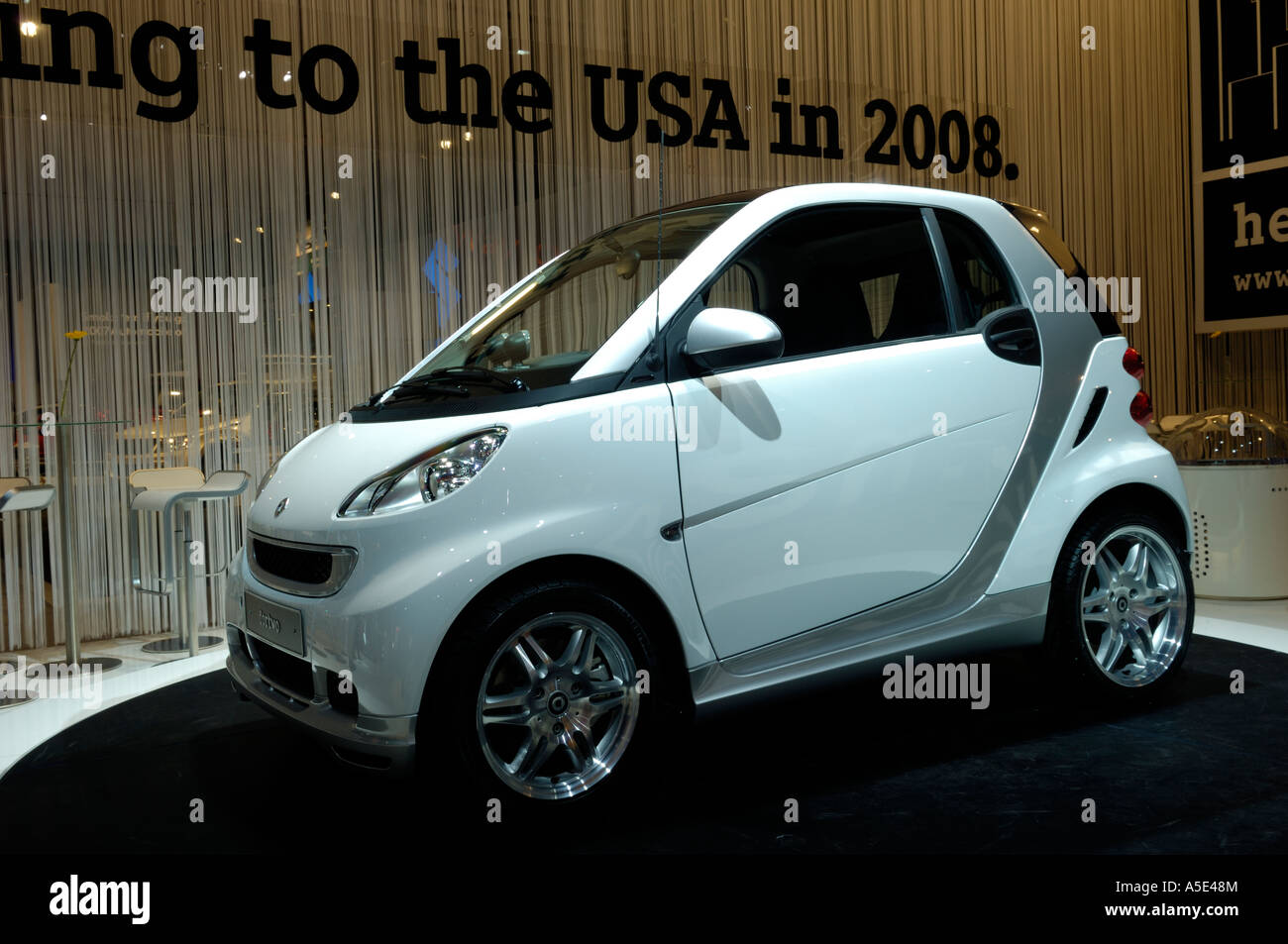 Fortwo car hi-res stock photography and images - Alamy