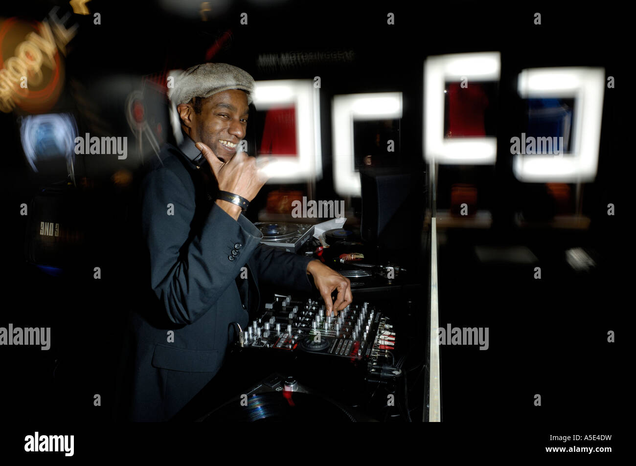 Deejay at the MINI booth at the 2007 North American International Auto ...