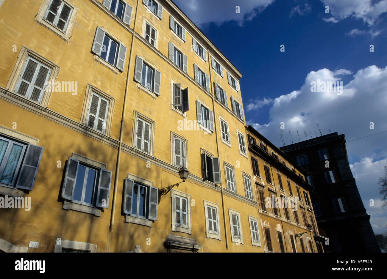 Via giulia rome hi-res stock photography and images - Alamy