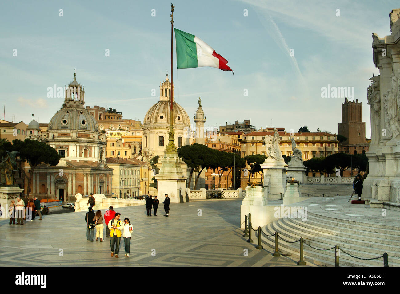 Rome Italian flag Il Tricolore flying over the VITTORIANO the monument ...