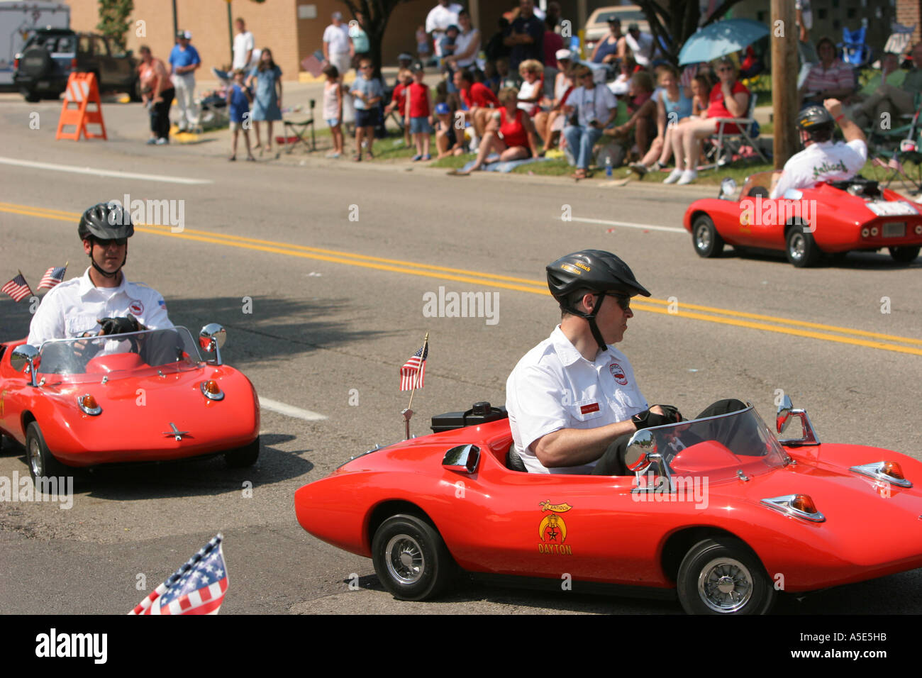 Soldier driving humvee hi-res stock photography and images - Alamy