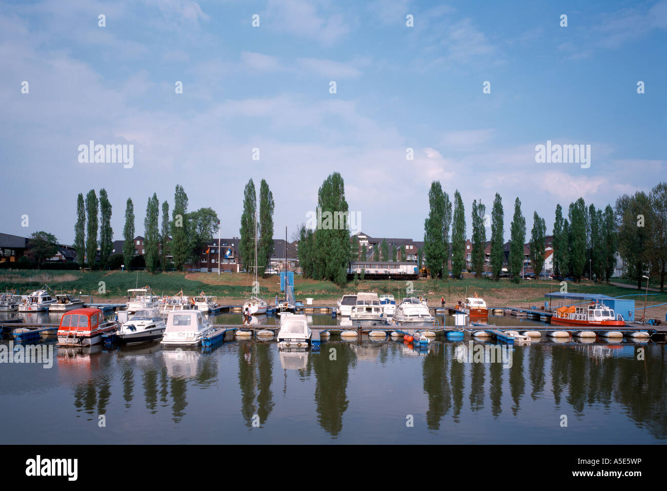 Leverkusen- Hitdorf, Yachthafen am Rhein Stock Photo - Alamy