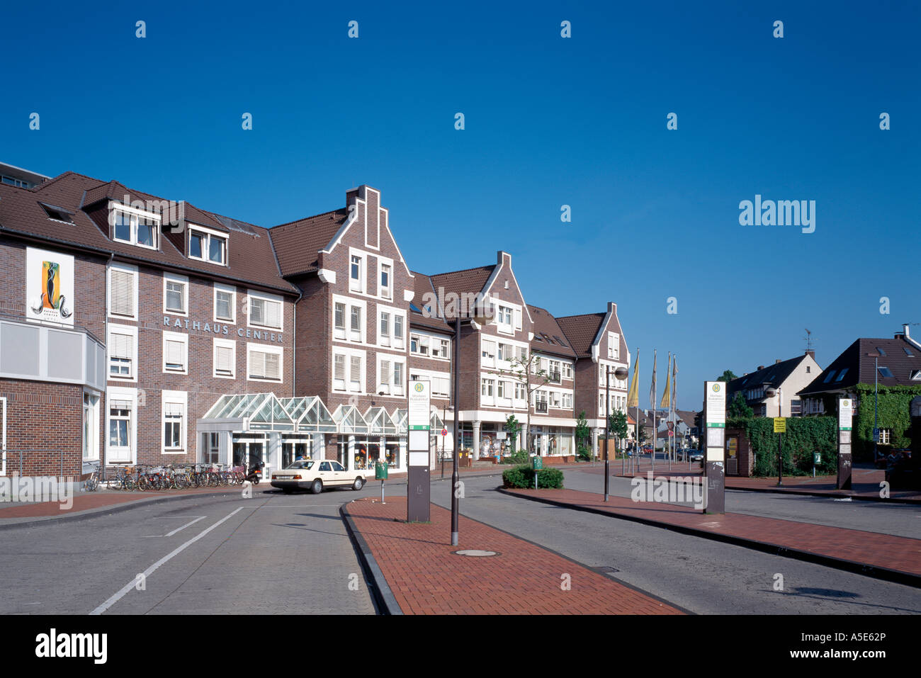Monheim, Rathauscenter, Rathauscenter Stock Photo - Alamy