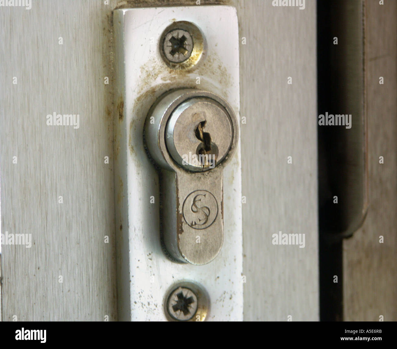 Door key snapped off in hi-res stock photography and images - Alamy