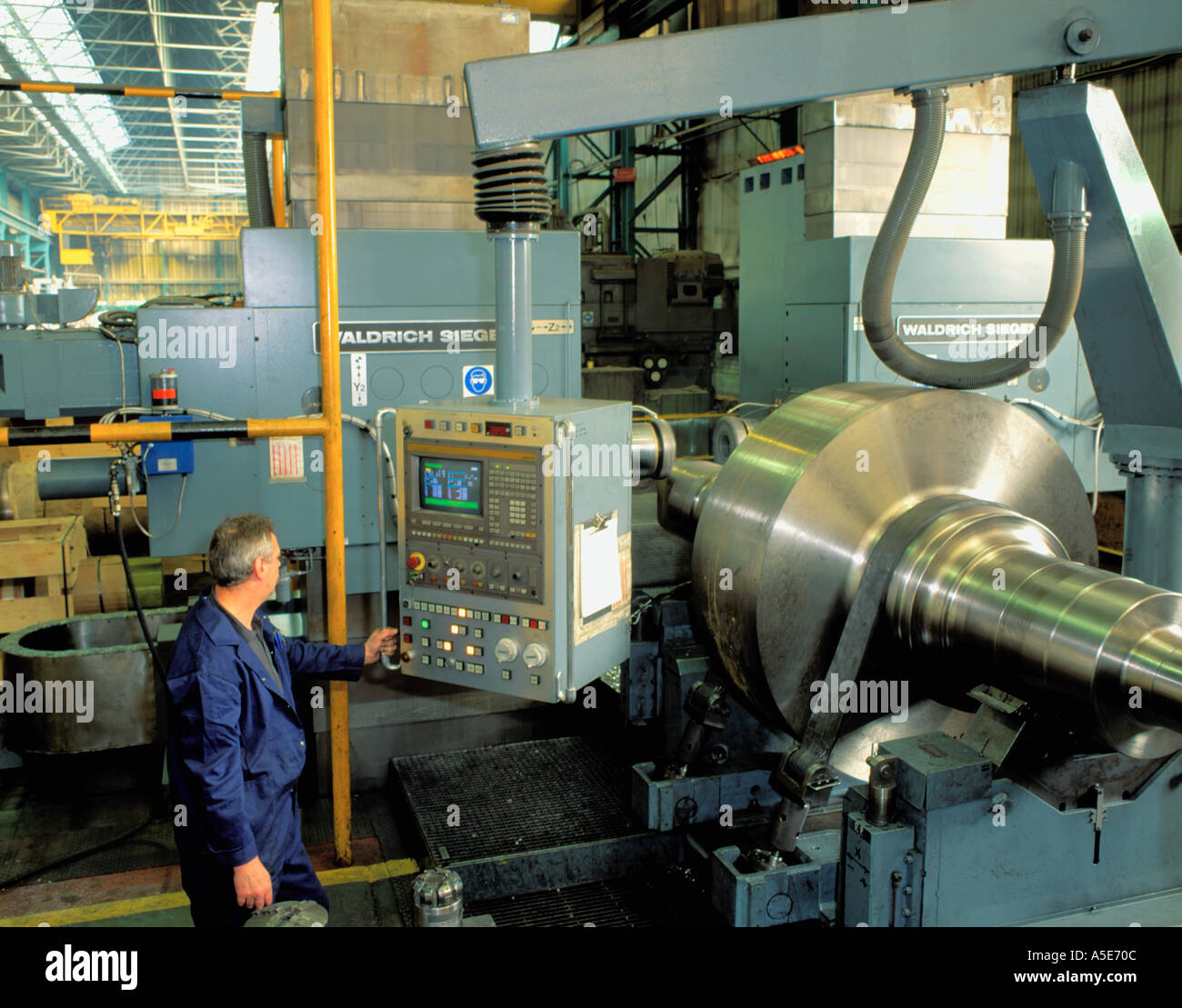 Computer controlled twin rotary headed steel milling machine, heavy ...