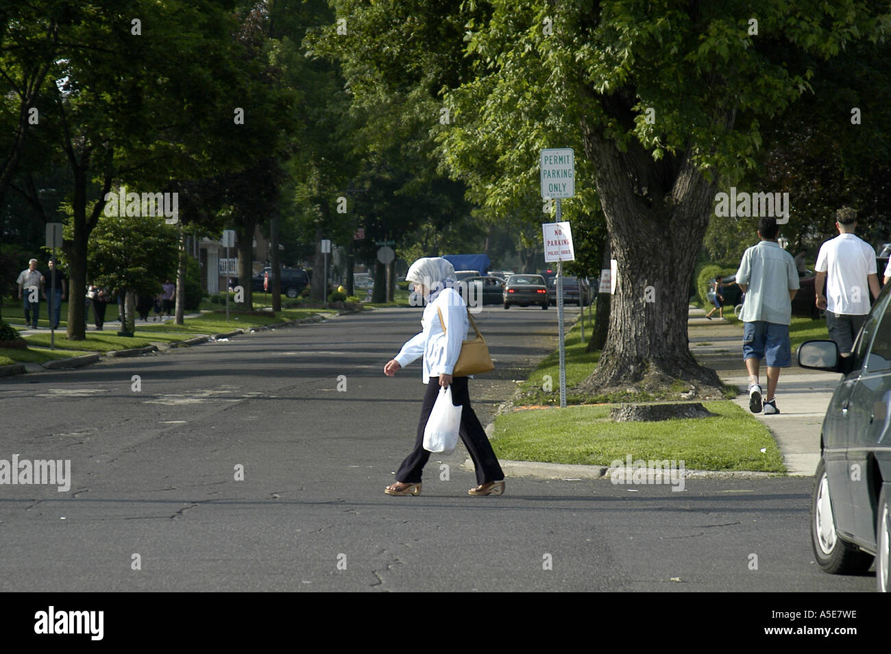Dearborn arab neighborhood hi-res stock photography and images - Alamy