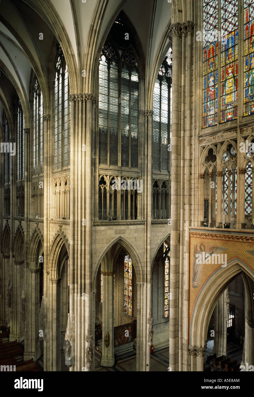 Triforium gallery hi-res stock photography and images - Alamy
