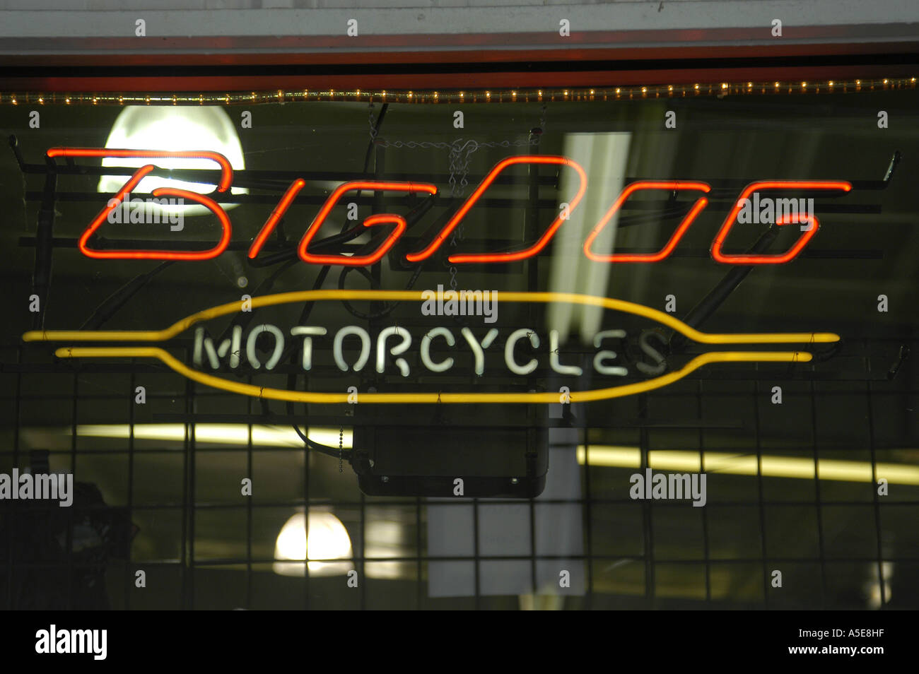 Mc sign hi-res stock photography and images - Alamy