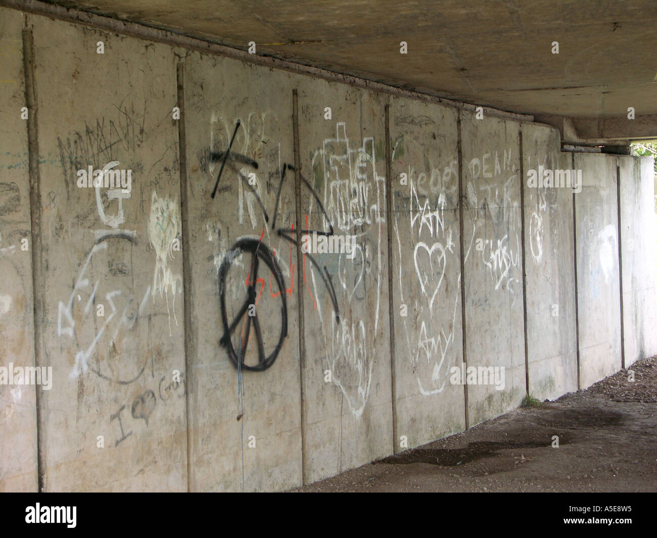 Vandal damage in underpass Stock Photo - Alamy