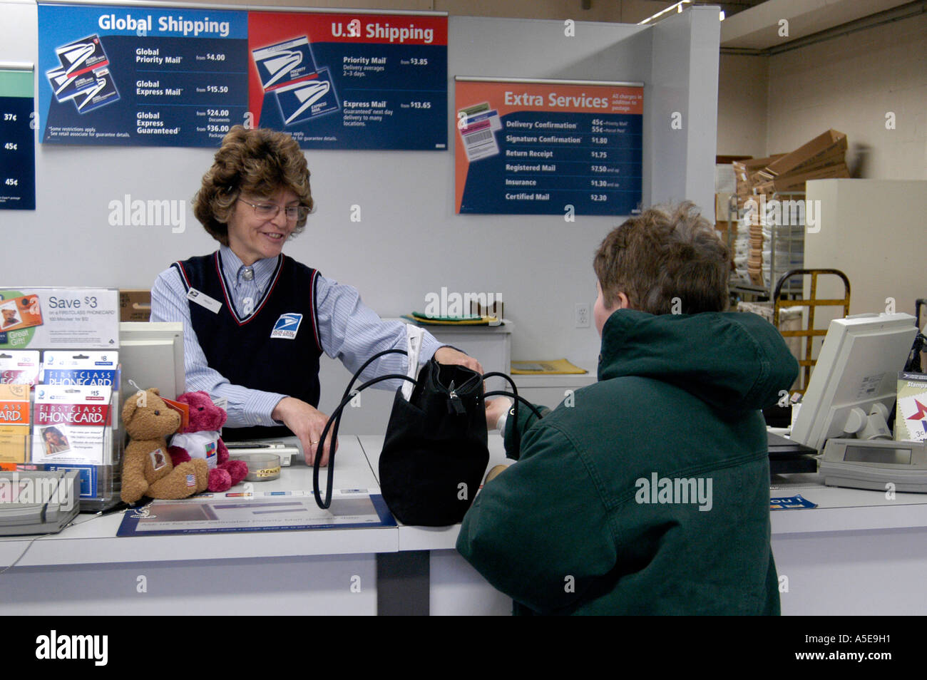 Customer Service Post Office 4 Stock Photo - Alamy
