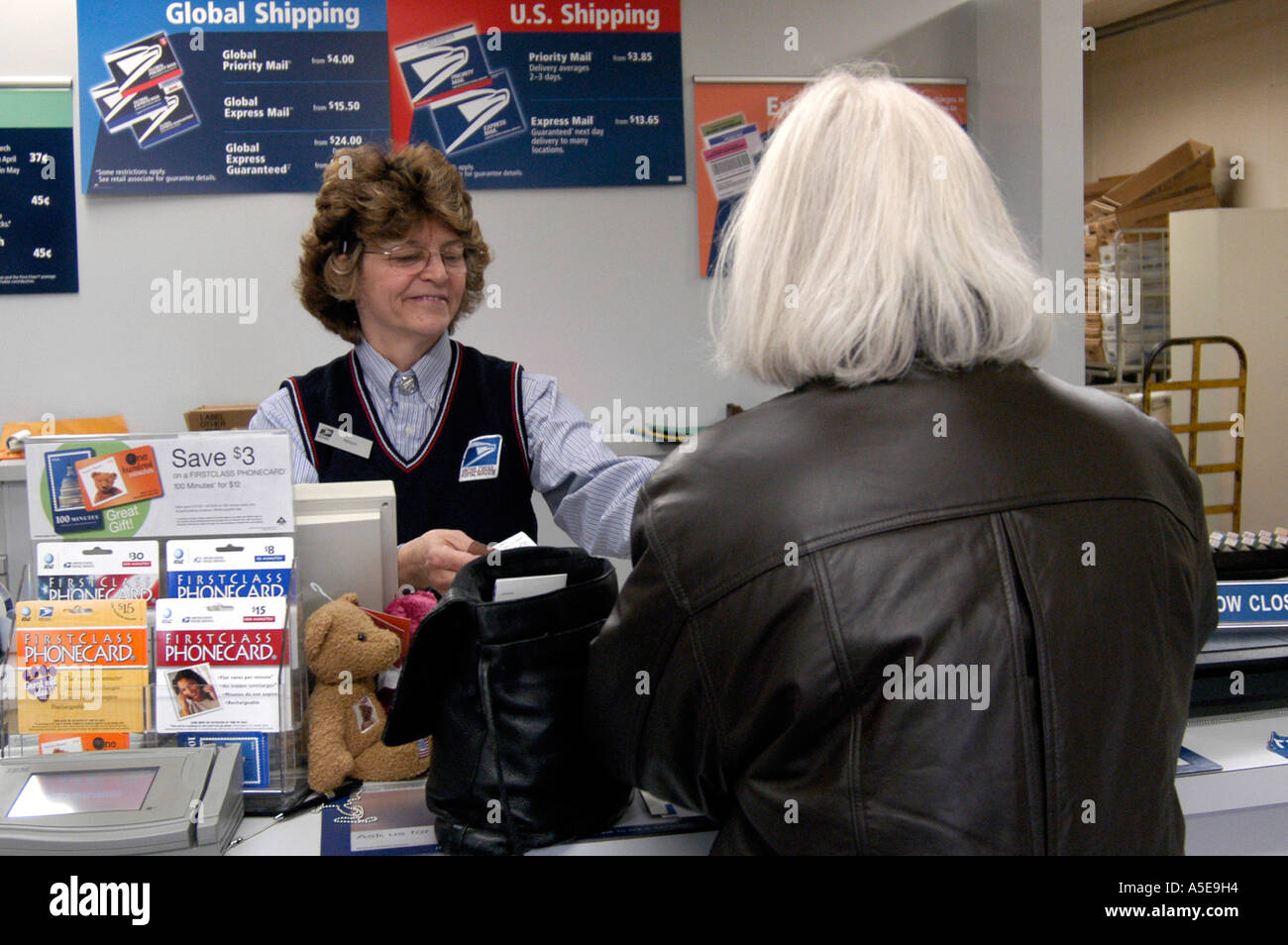 Customer Service Post Office Stock Photo - Alamy