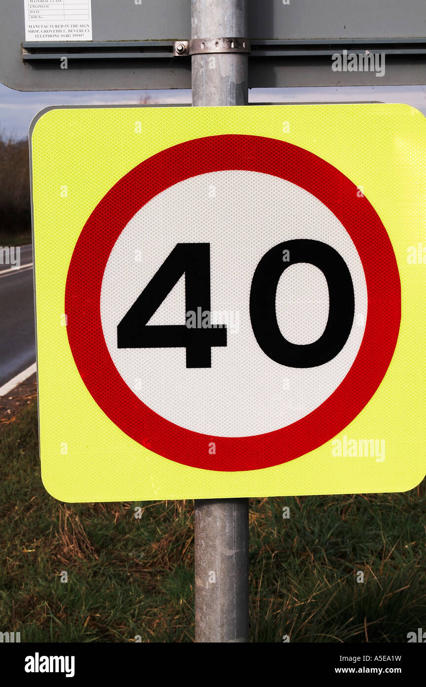 40 Speed sign Stock Photo - Alamy