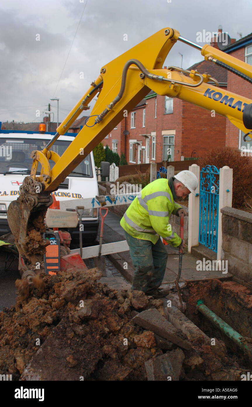 Inspecting digging hi-res stock photography and images - Alamy