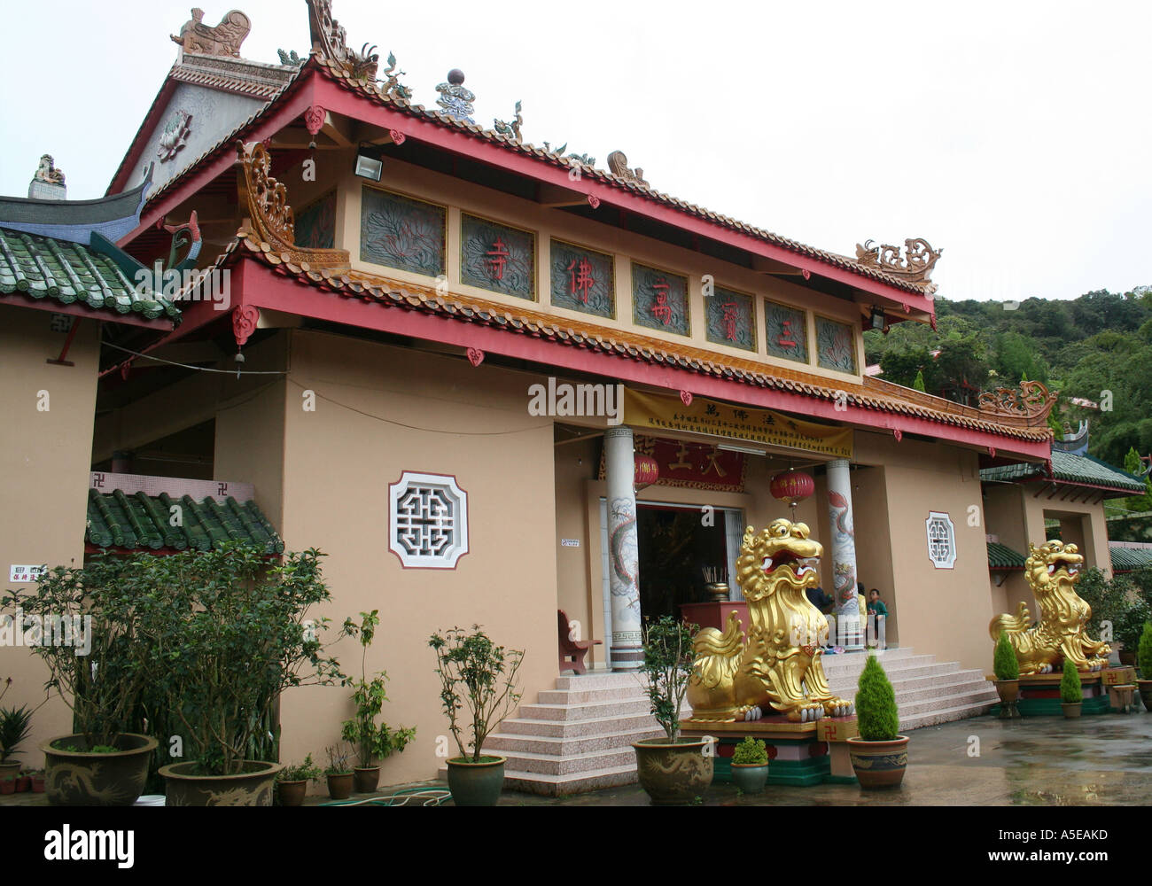 Temple at Cameron Highland Stock Photo - Alamy