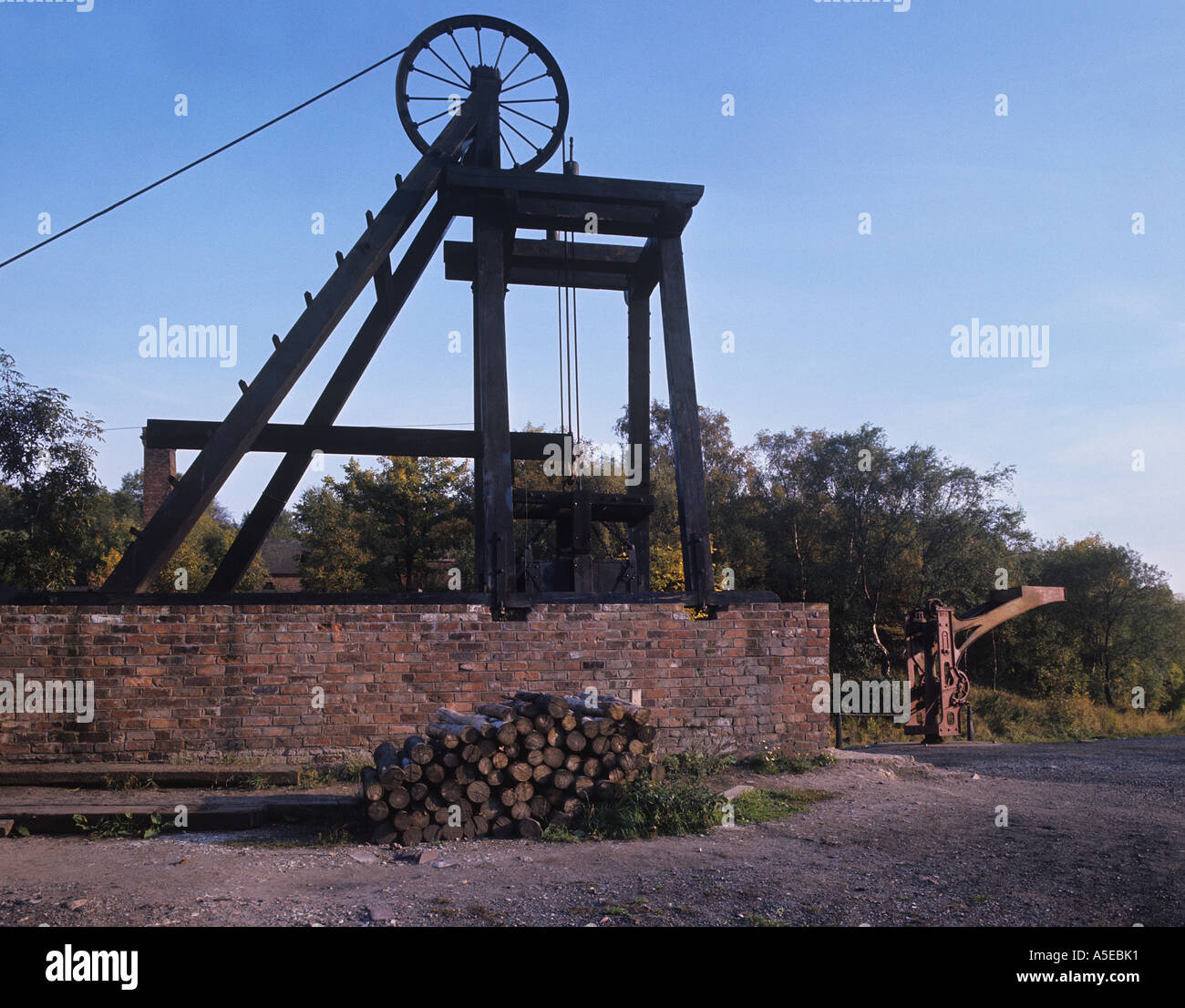 Red Clay Mine Head and winding gear Blist Hill Industrial Museum ...