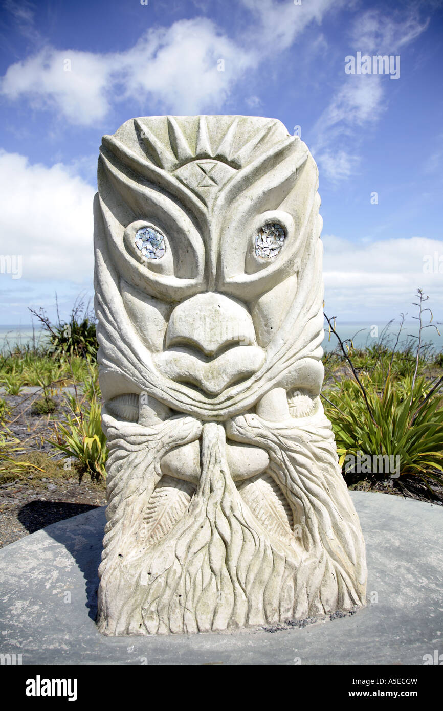 Rising sun tawhiri maori god hi-res stock photography and images - Alamy