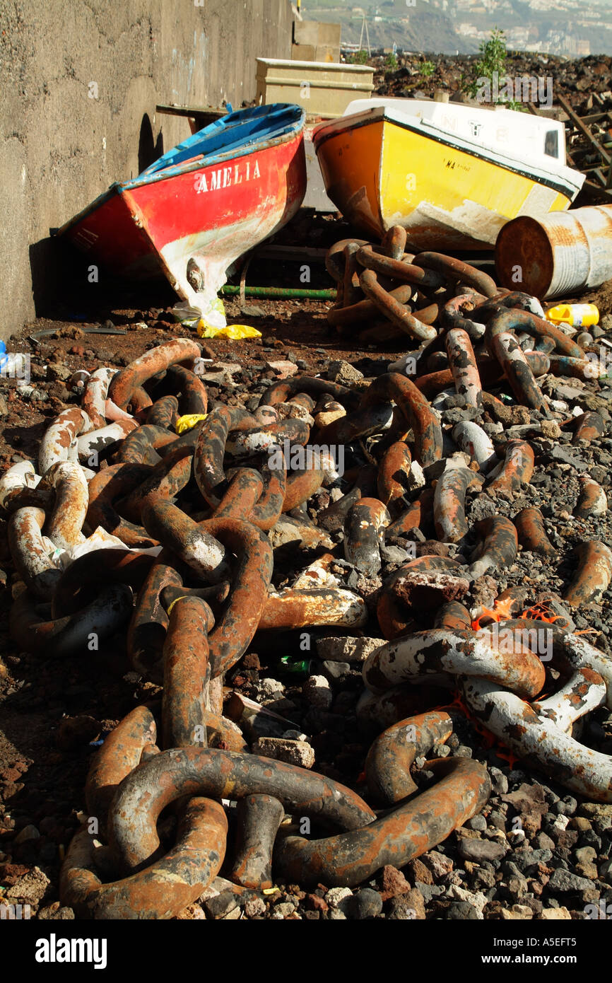 Wheelie bin on beach hi-res stock photography and images - Alamy