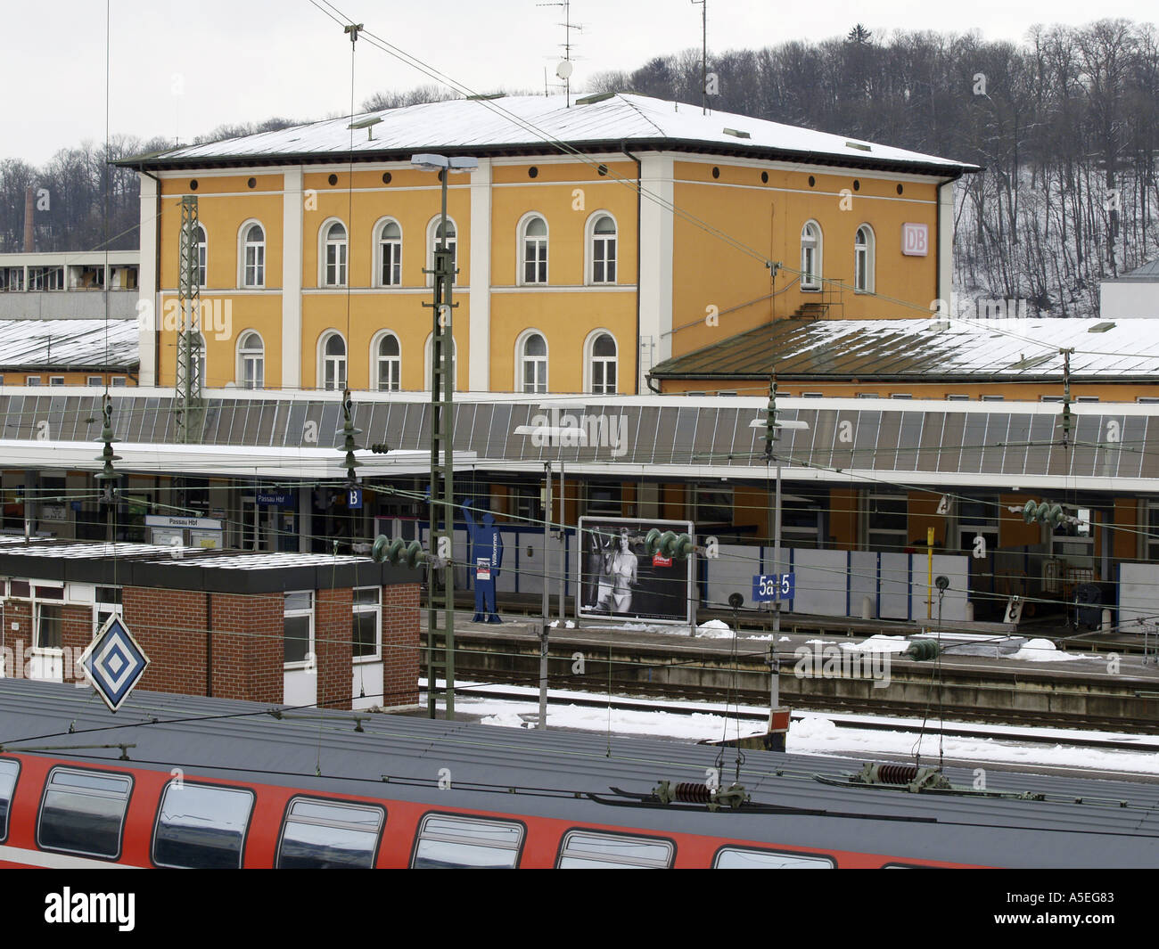 Passau station hi-res stock photography and images - Alamy