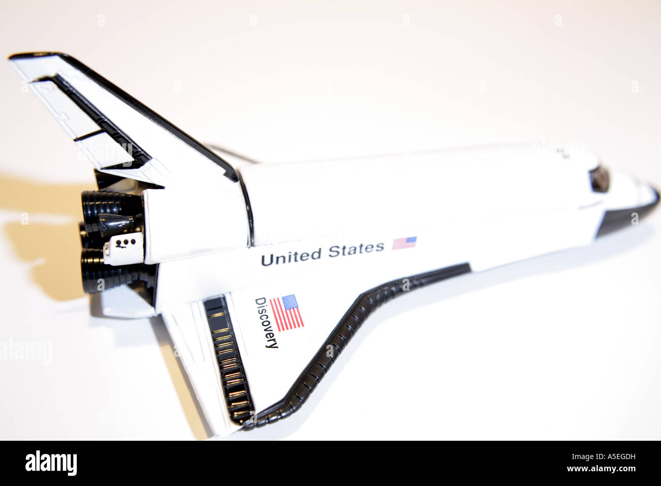 Space shuttle miniature hi-res stock photography and images - Alamy