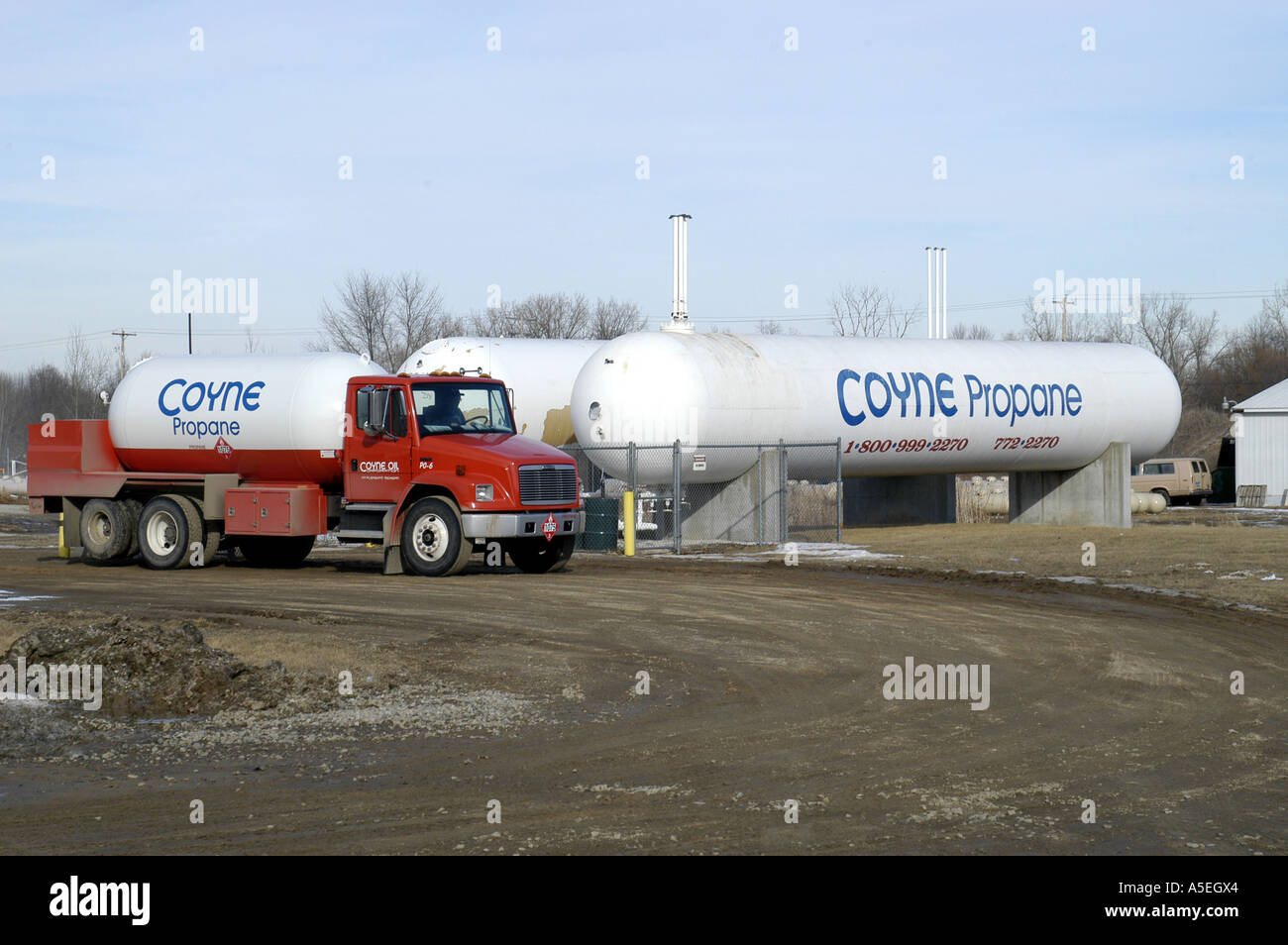 Propane truck hi-res stock photography and images - Alamy